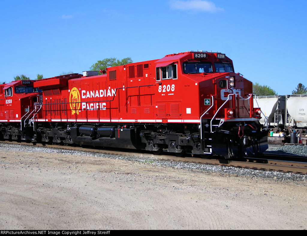 CP 8208